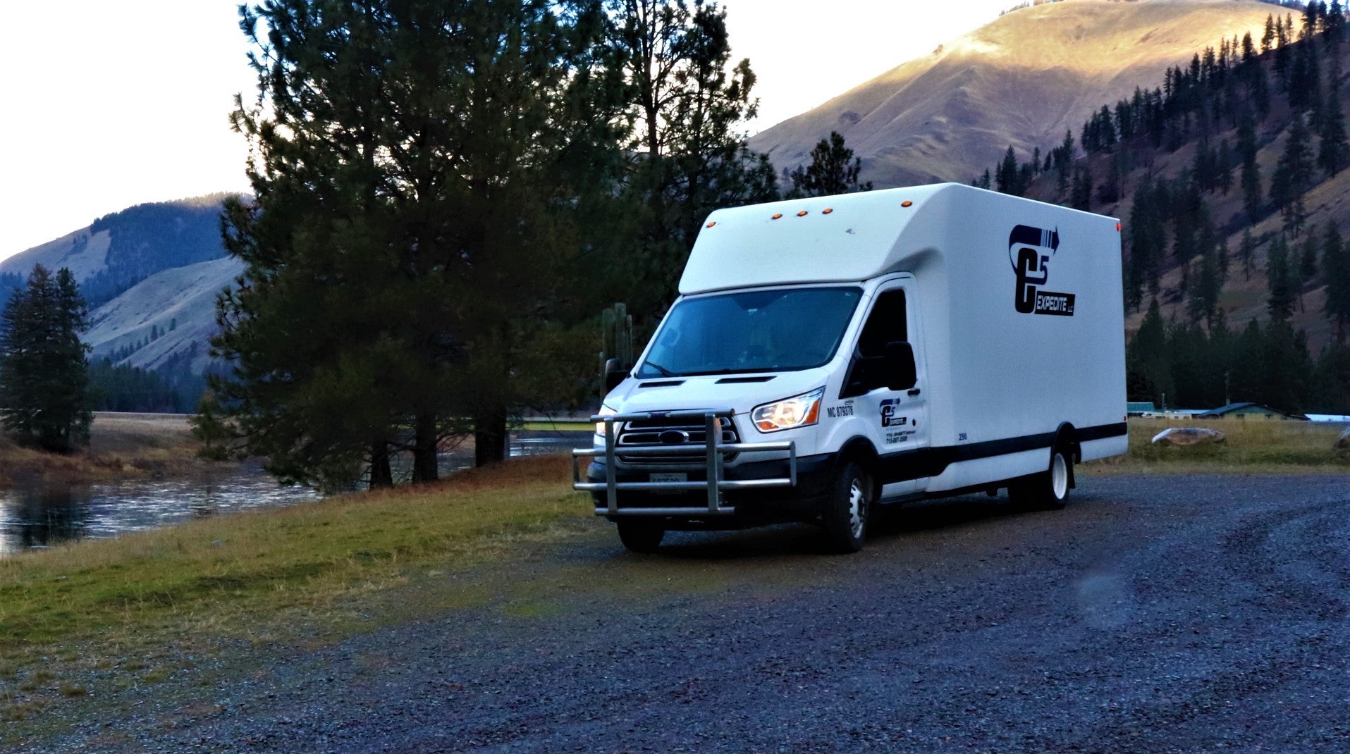 Home – C5 Expedite